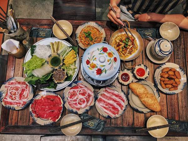 [Review] - LIU RIU QUÁN, BUFFET BÒ NHÚNG DẤM 96K/NGƯỜI